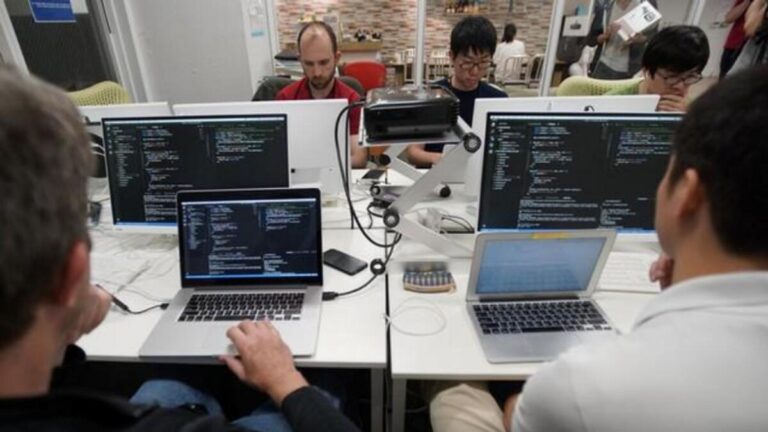 Average Monthly Salary for Software Engineer in Dubai – UAE Money